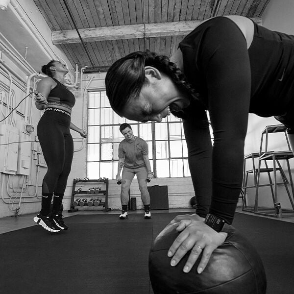 Nike UAE Official Website - Shop Shoes, Clothing & Accessories