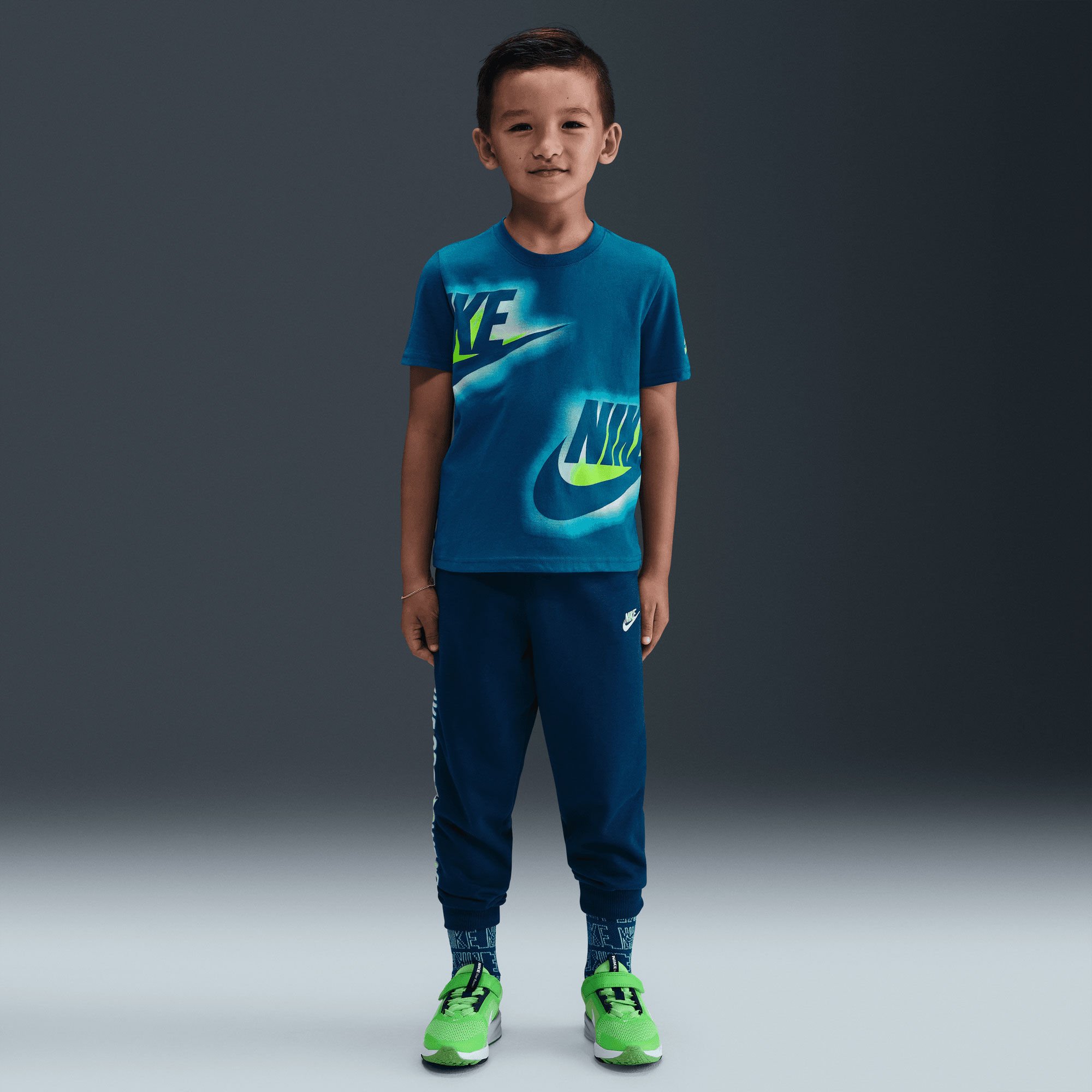 Buy Nike Glow With Me Little Kids' T-Shirt - Green Abyss @ Nike UAE