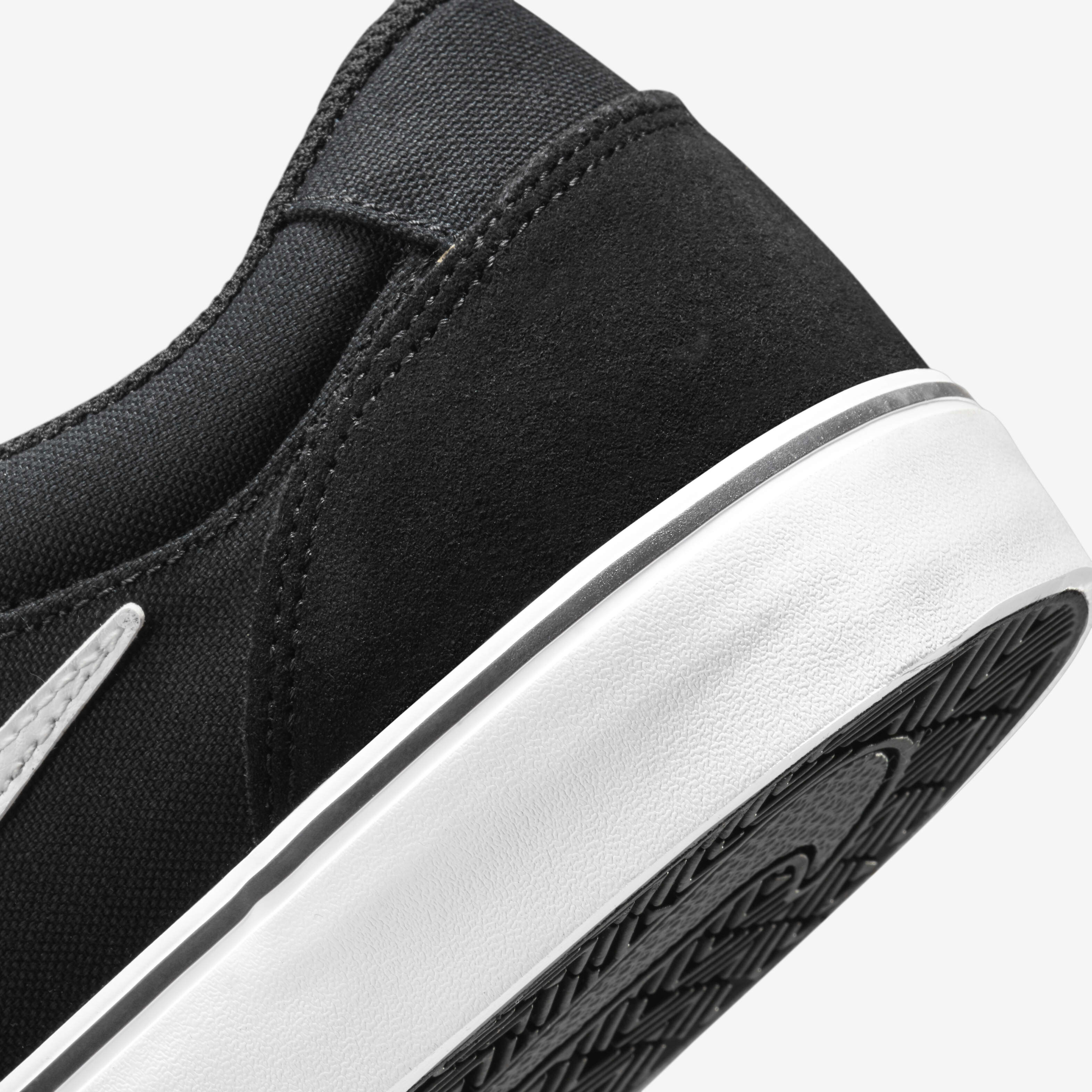 Buy Nike SB Chron 2 Skate Shoe - Black/Black/White | Nike UAE Official