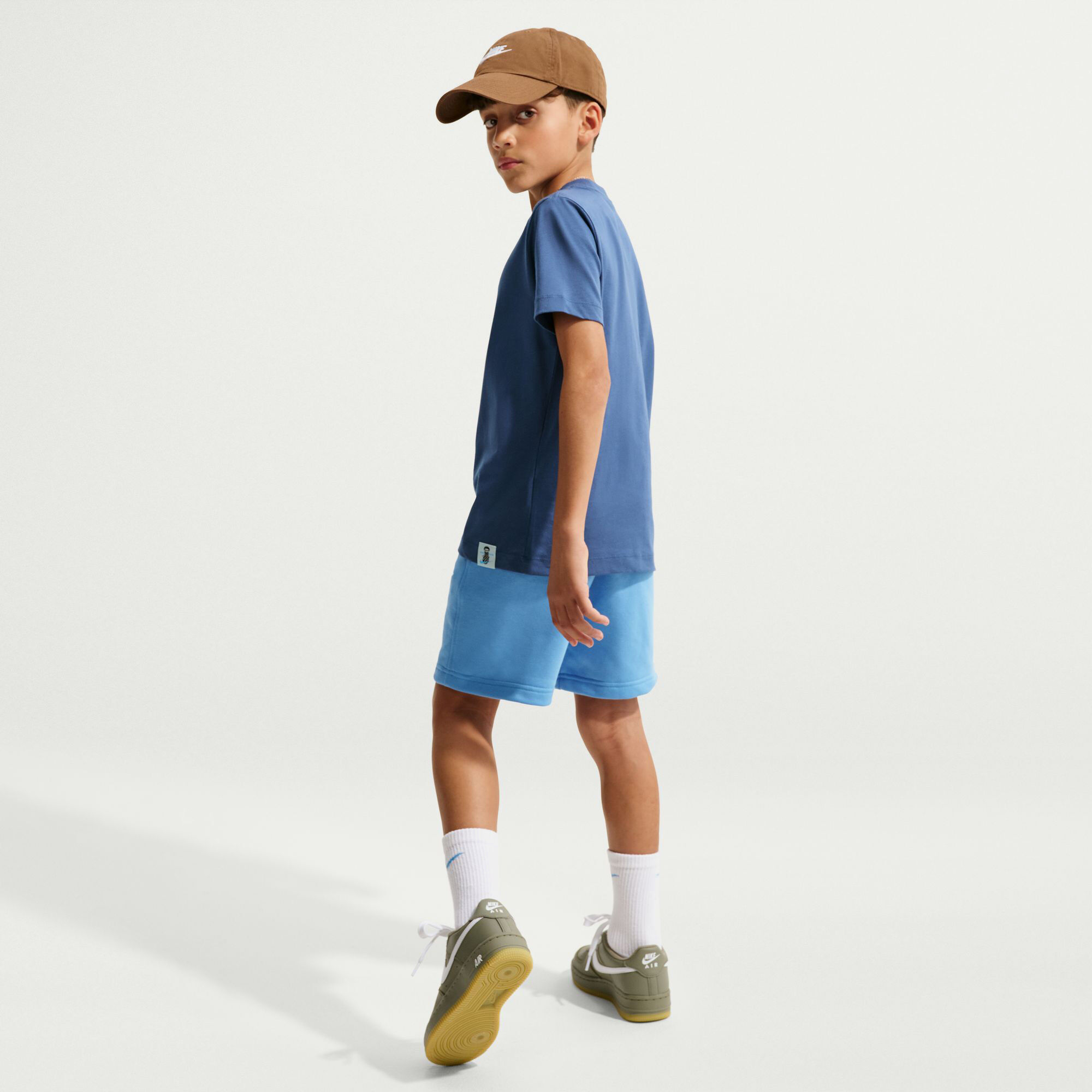 Buy Nike Sportswear Big Kids' T-Shirt - Mystic Navy @ Nike UAE