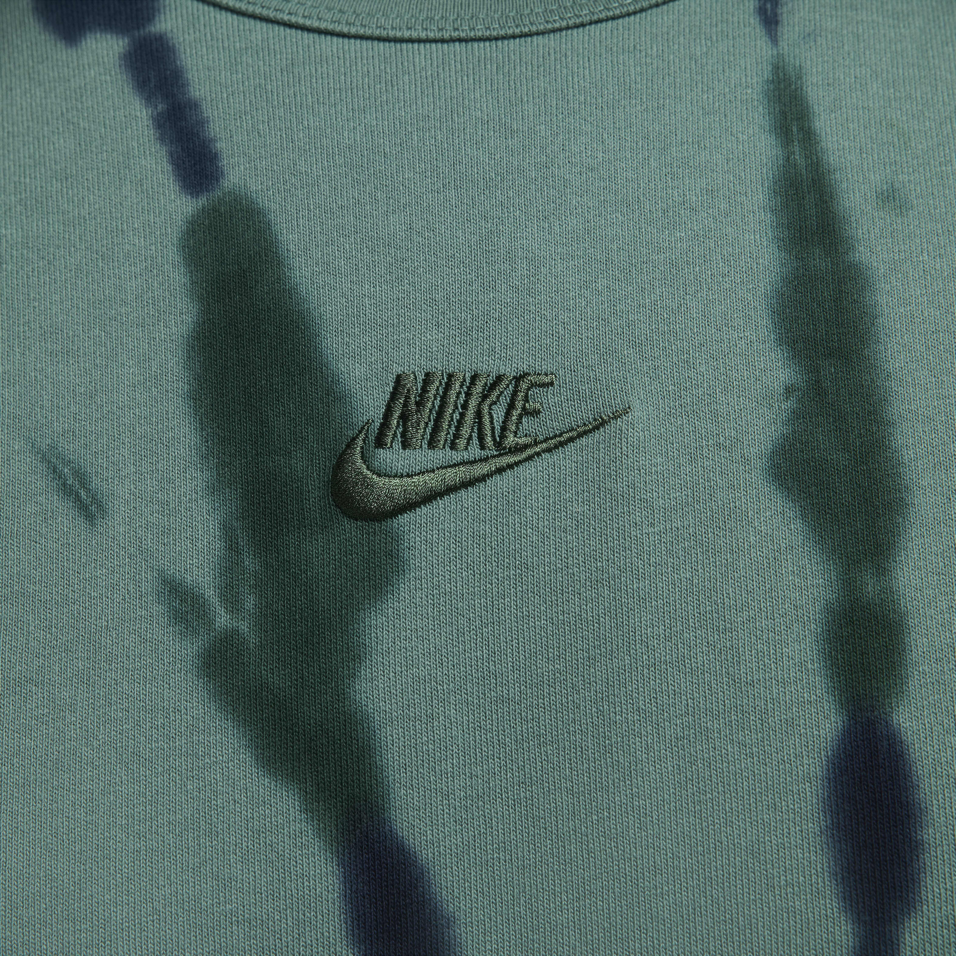 Buy Nike Sportswear Premium Essentials Men's Max90 T-Shirt - Bicoastal ...