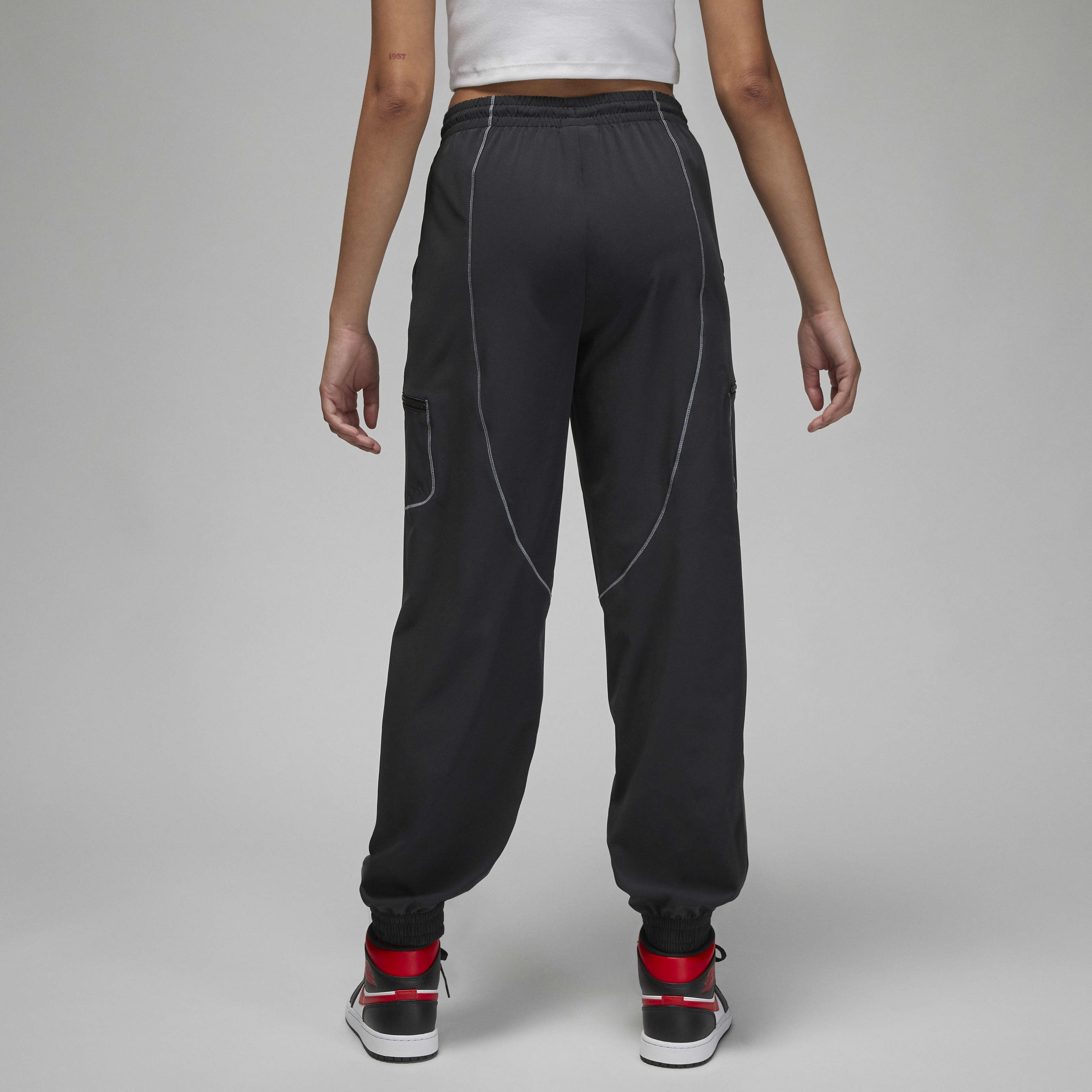 Buy Jordan Sport Women's Tunnel Trousers - Black/Stealth/Stealth | Nike ...