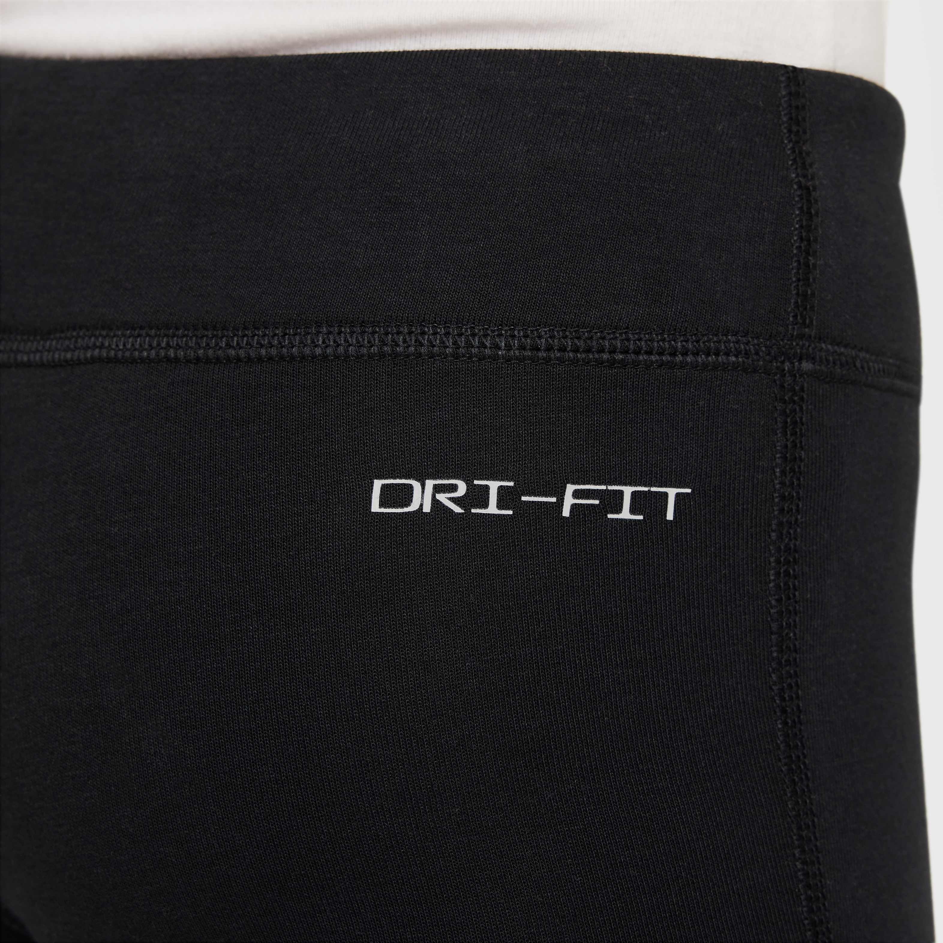 ‏تسوق نايكي ليقنز واسع Dri-Fit للأطفال الصغار - أسود | نايكي الإمارات