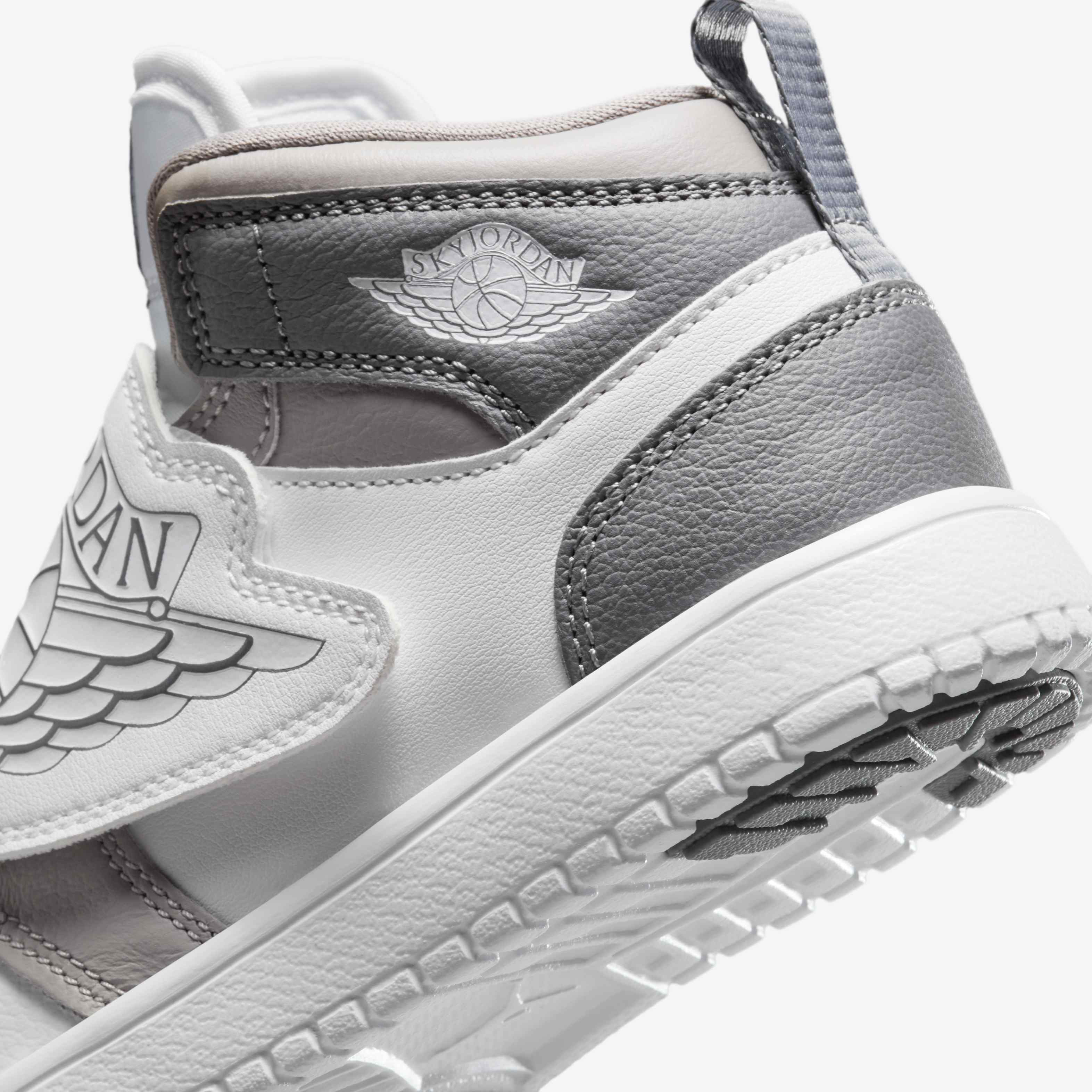 Buy Sky Jordan 1 Younger Kids' Shoe - Blue Tint/Ice Blue/White | Nike ...