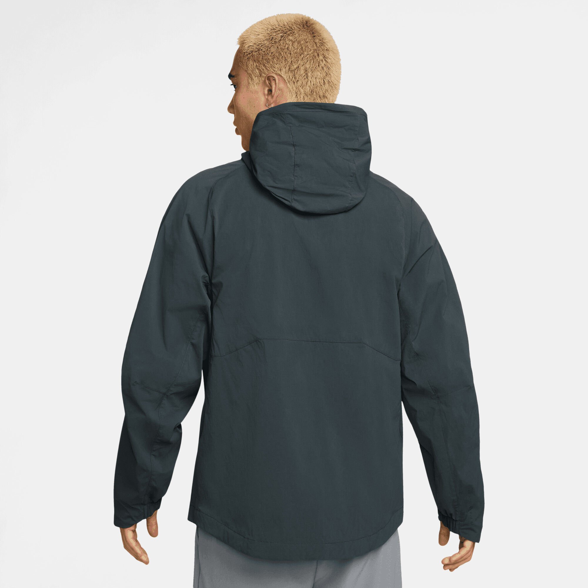 Buy Nike Pro Octa Men's Therma-FIT ADV Jacket - Seaweed/Black @ Nike UAE
