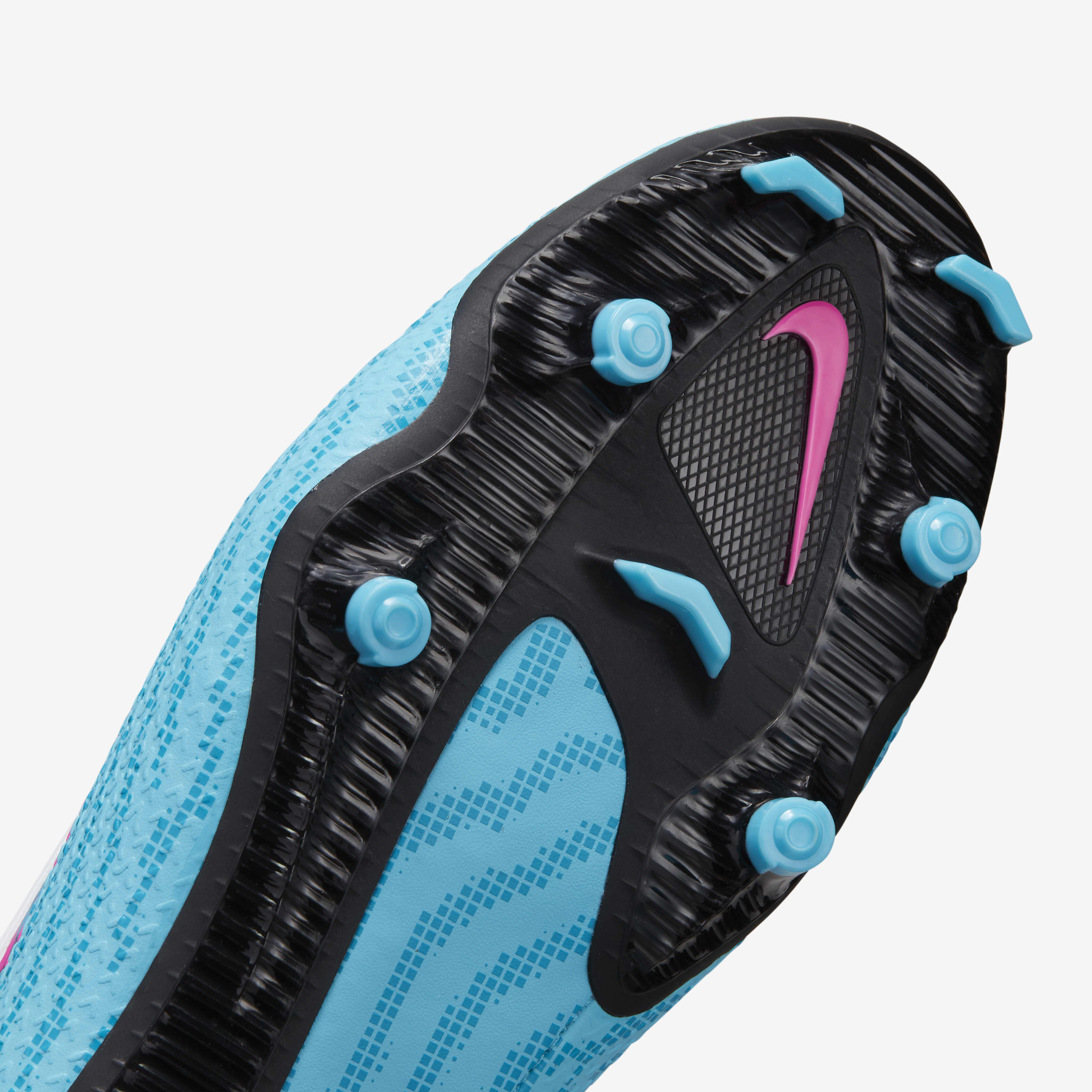 Buy Nike Phantom GT2 Academy FlyEase Easy On/Off Multi-Ground Low-Top ...