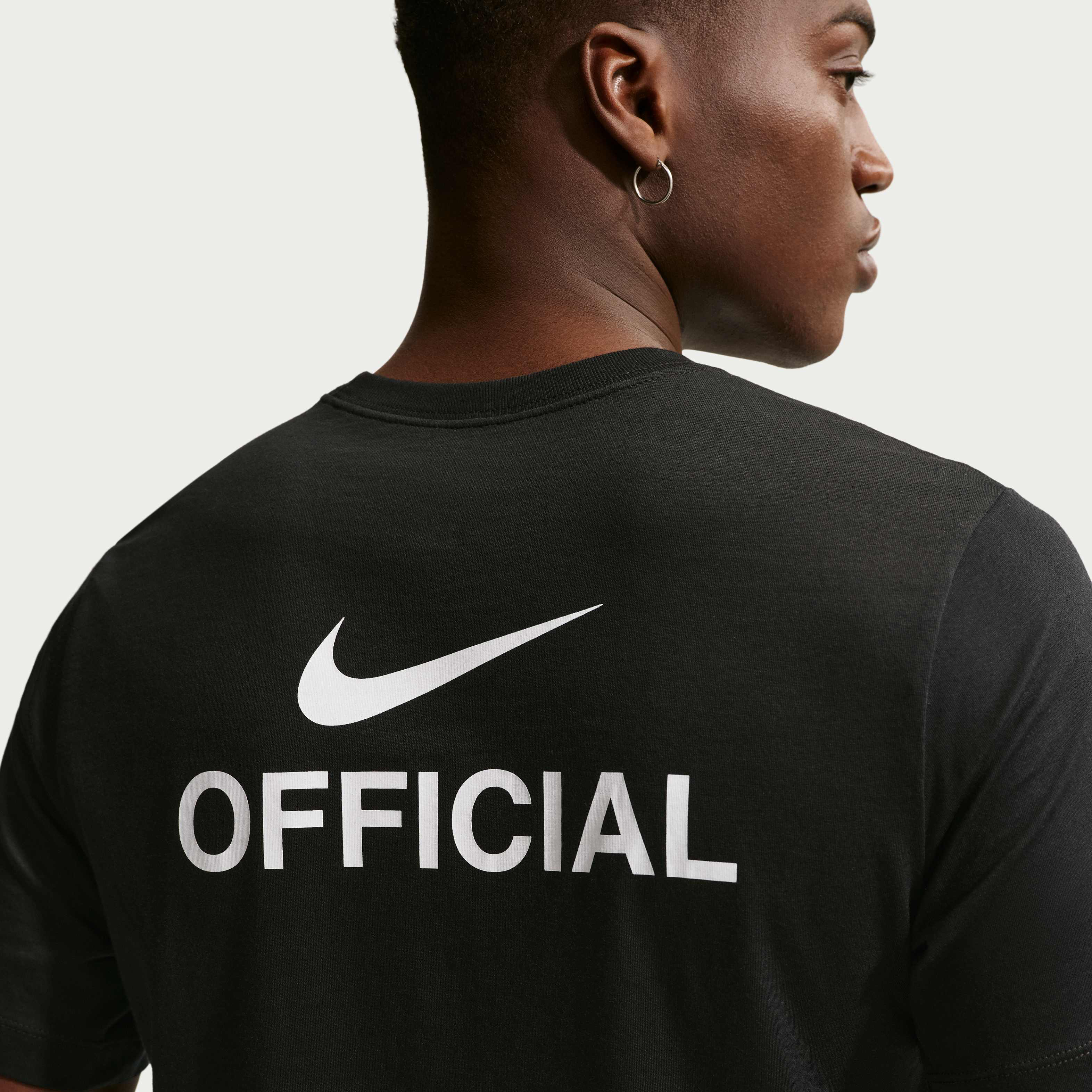 Buy Nike Sportswear T-Shirt - Black @ Nike UAE