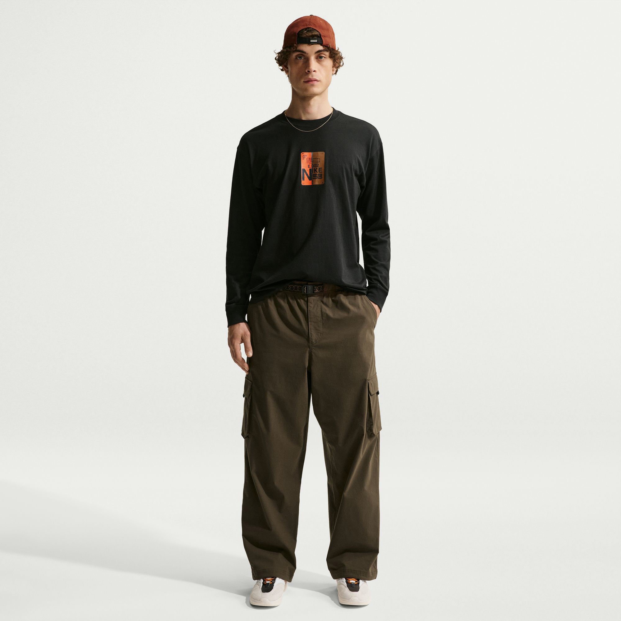 Buy Nike SB Kearny Cargo Skate Trousers - Dark Hazel @ Nike UAE