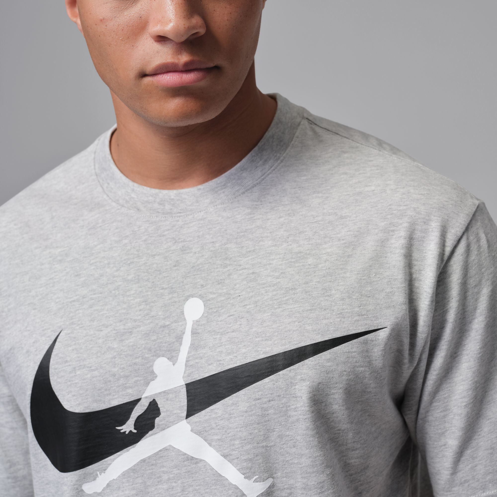 Buy Jordan Brooklyn Men's Jumpman T-Shirt - Grey Heather/Black @ Nike UAE