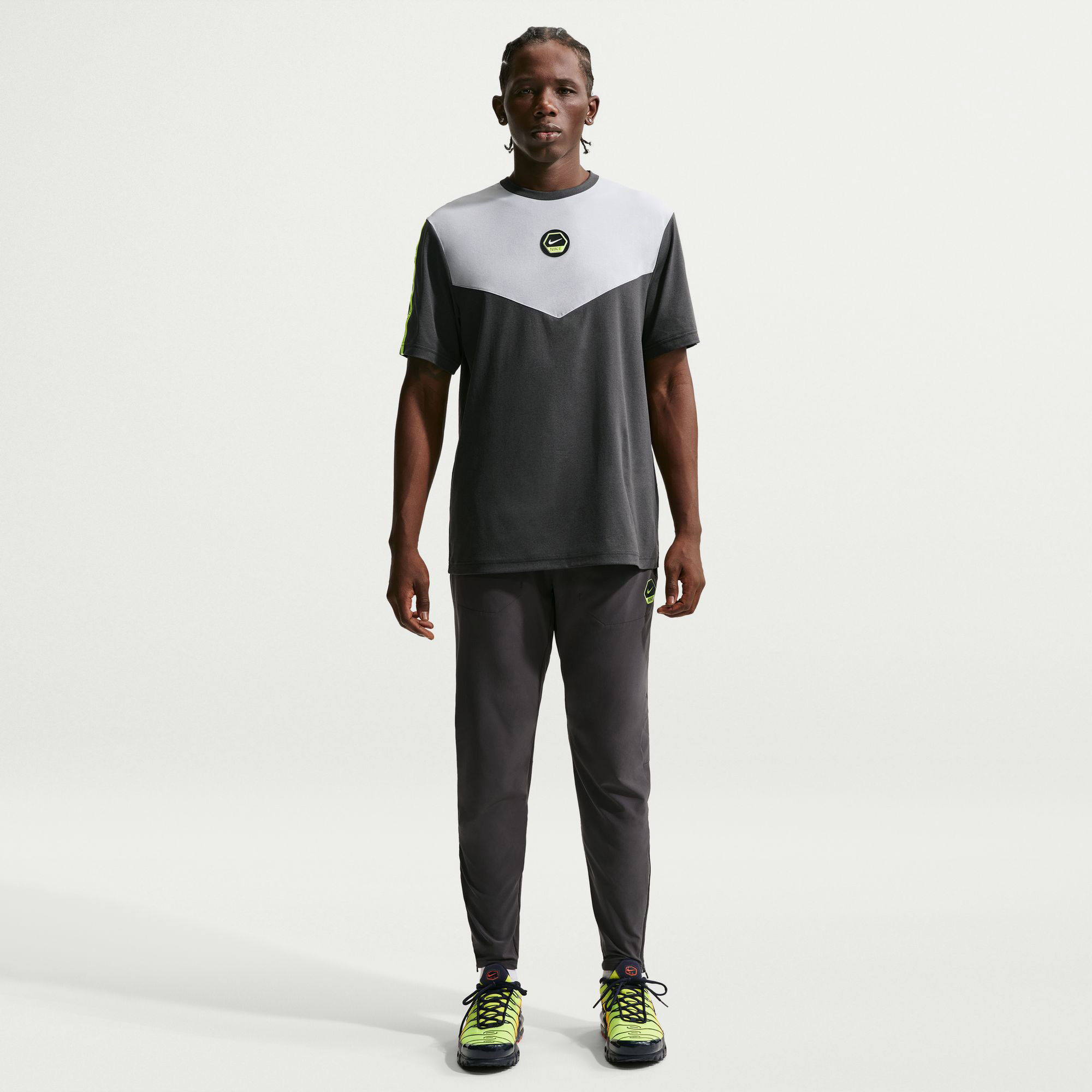 Buy Nike Sportswear City Side Men's Running Trousers - Dark Smoke Grey ...