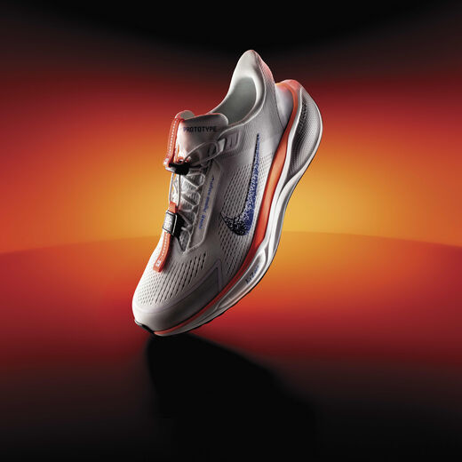 Sports collection in UAE. Buy sportswear. Nike AE