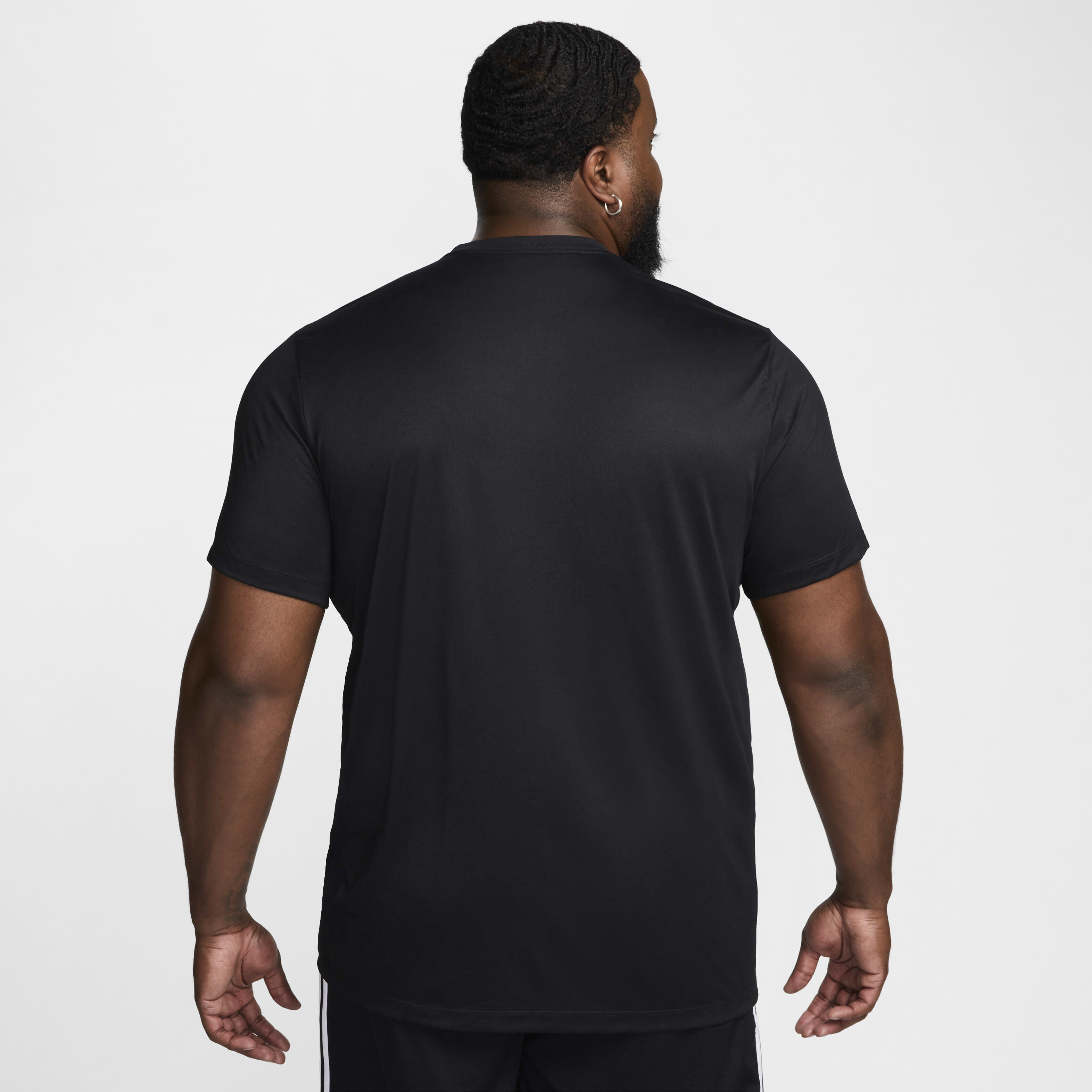 Buy Nike Men's Dri-FIT Basketball T-Shirt - Black @ Nike UAE