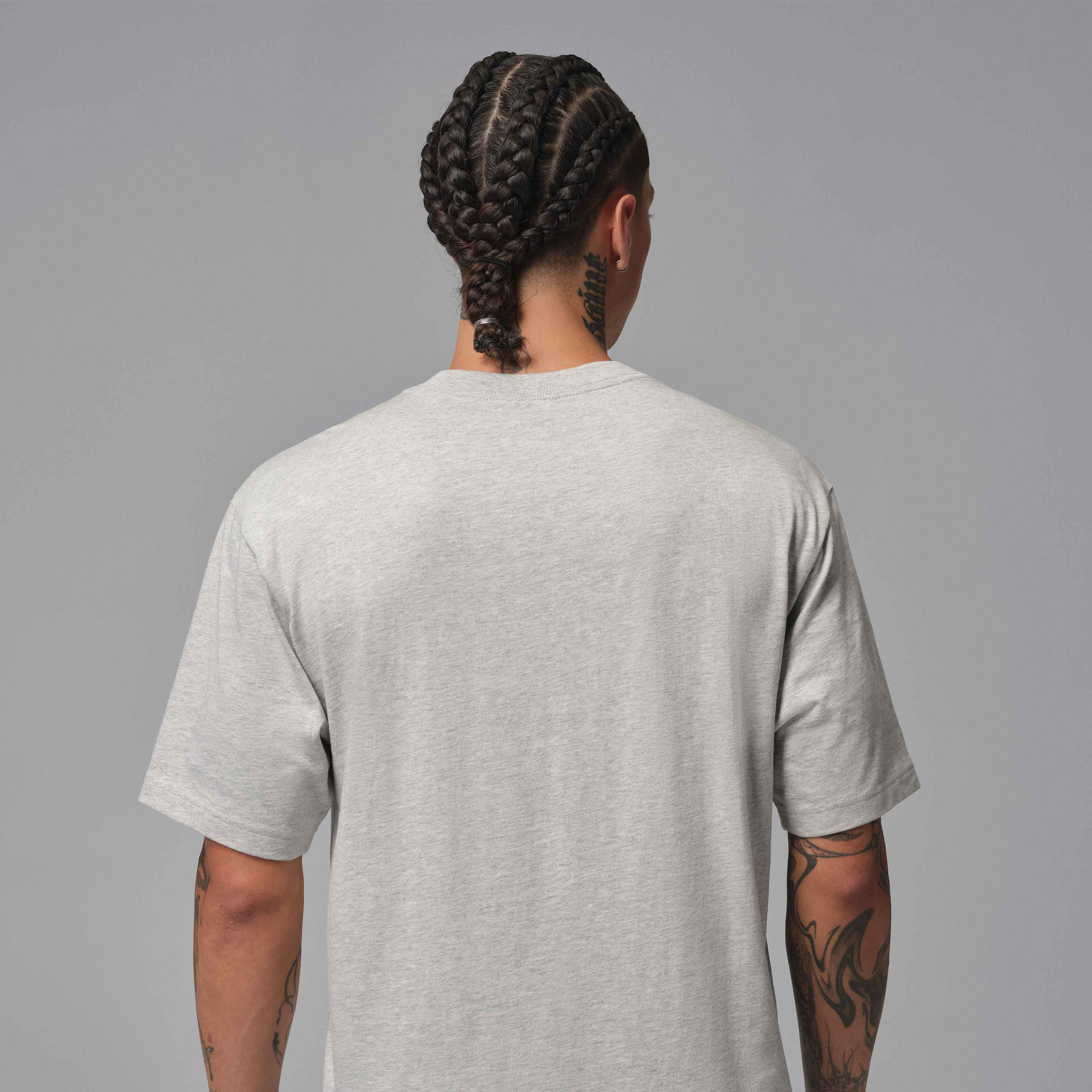 Buy Jordan Men's T-Shirt - Grey Heather/Black @ Nike UAE