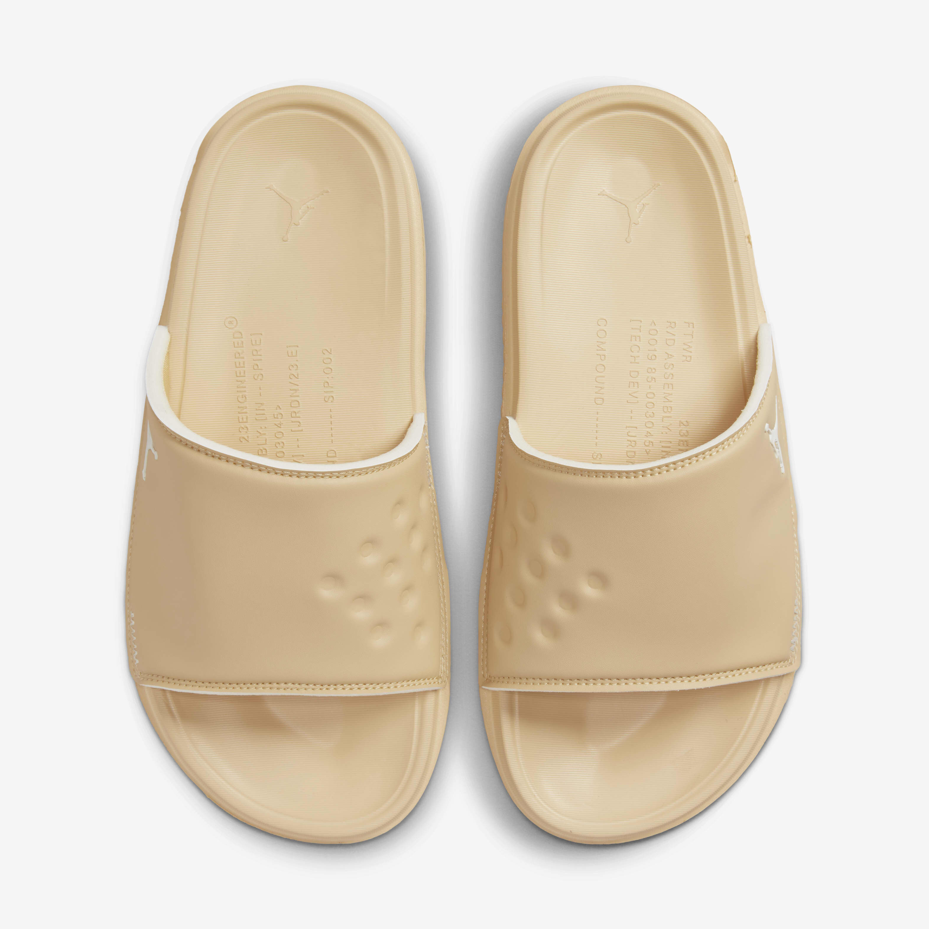 Buy Jordan Play Men's Slides - Sesame/Sail @ Nike UAE