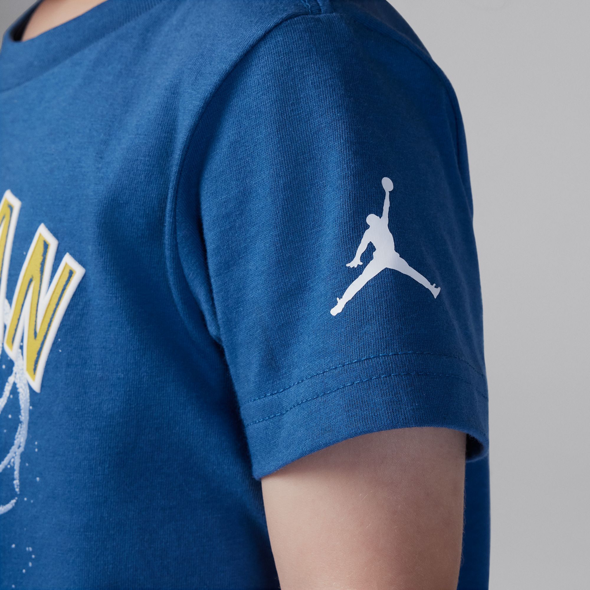 Buy Jordan Hoop Styles Toddler 2-Piece Shorts Set - Blue Grey @ Nike UAE