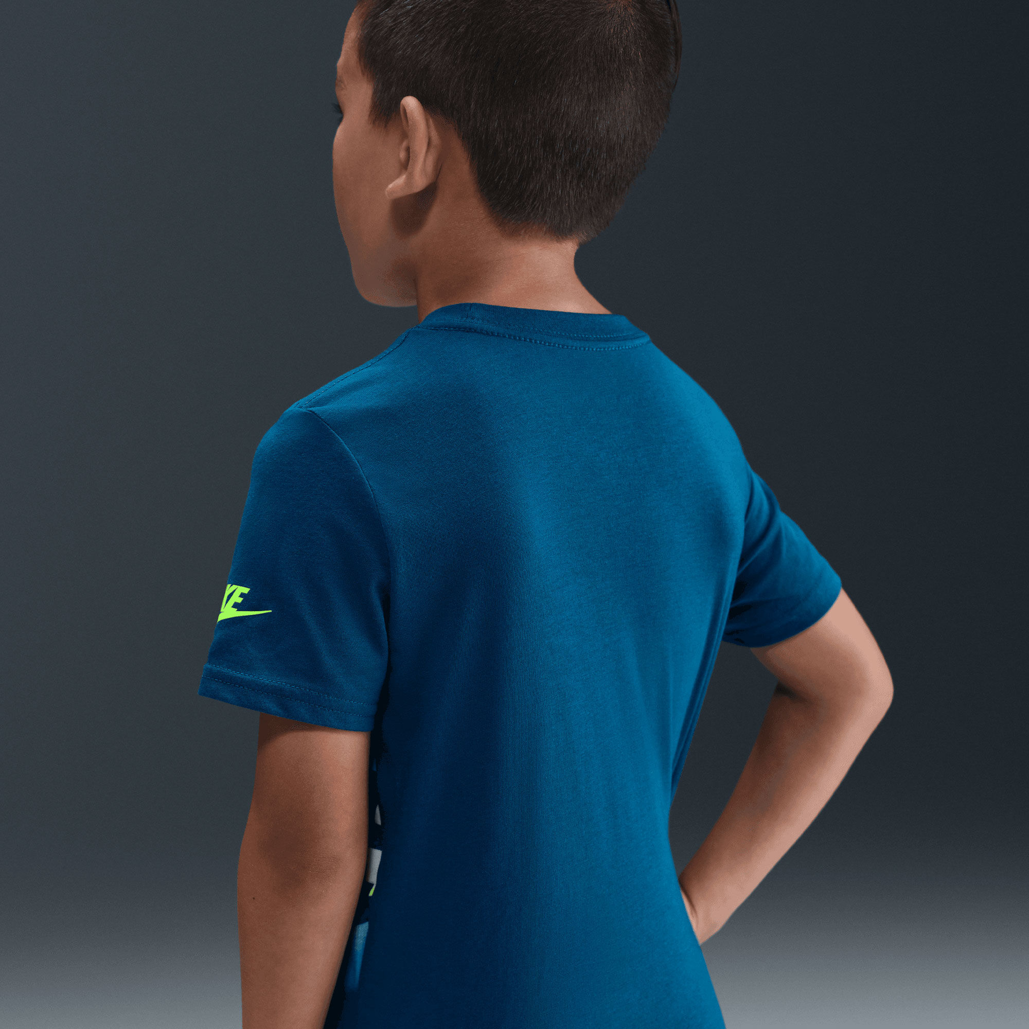 Buy Nike Glow With Me Little Kids' T-Shirt - Green Abyss @ Nike UAE