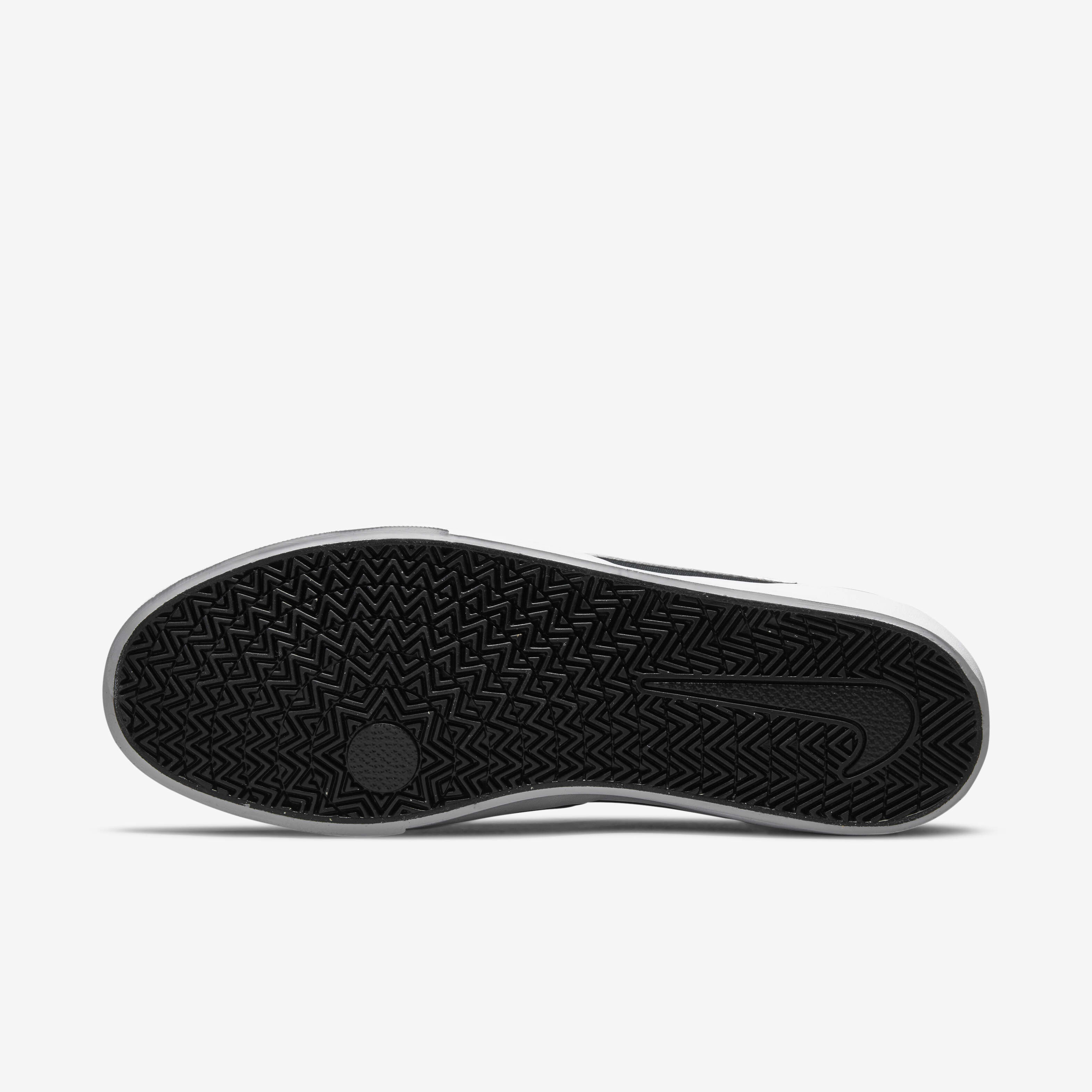 Buy Nike SB Chron 2 Skate Shoe - Black/Black/White | Nike UAE Official