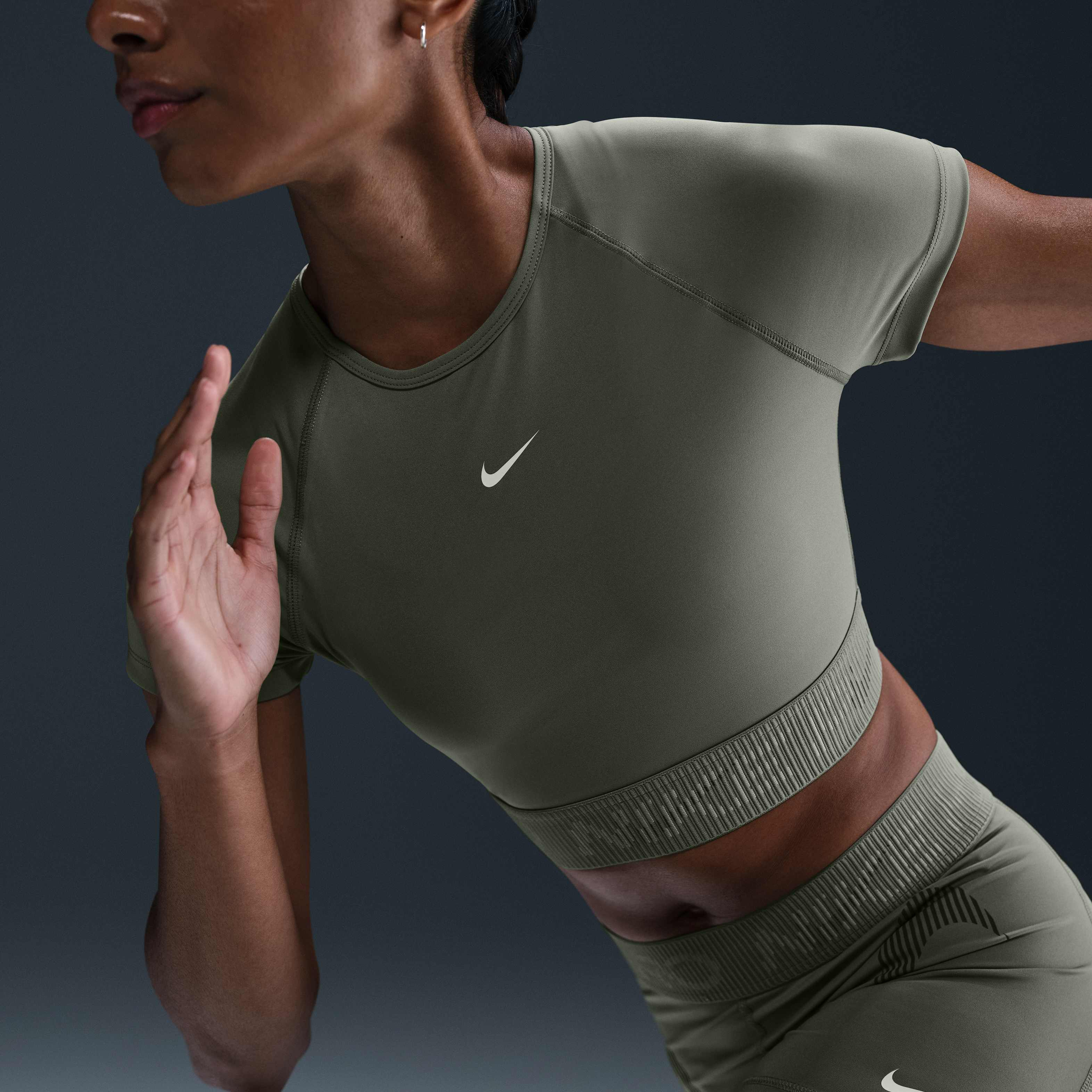 Buy Nike Pro Women's Dri-FIT Short-Sleeve Cropped Graphic Top - Light ...