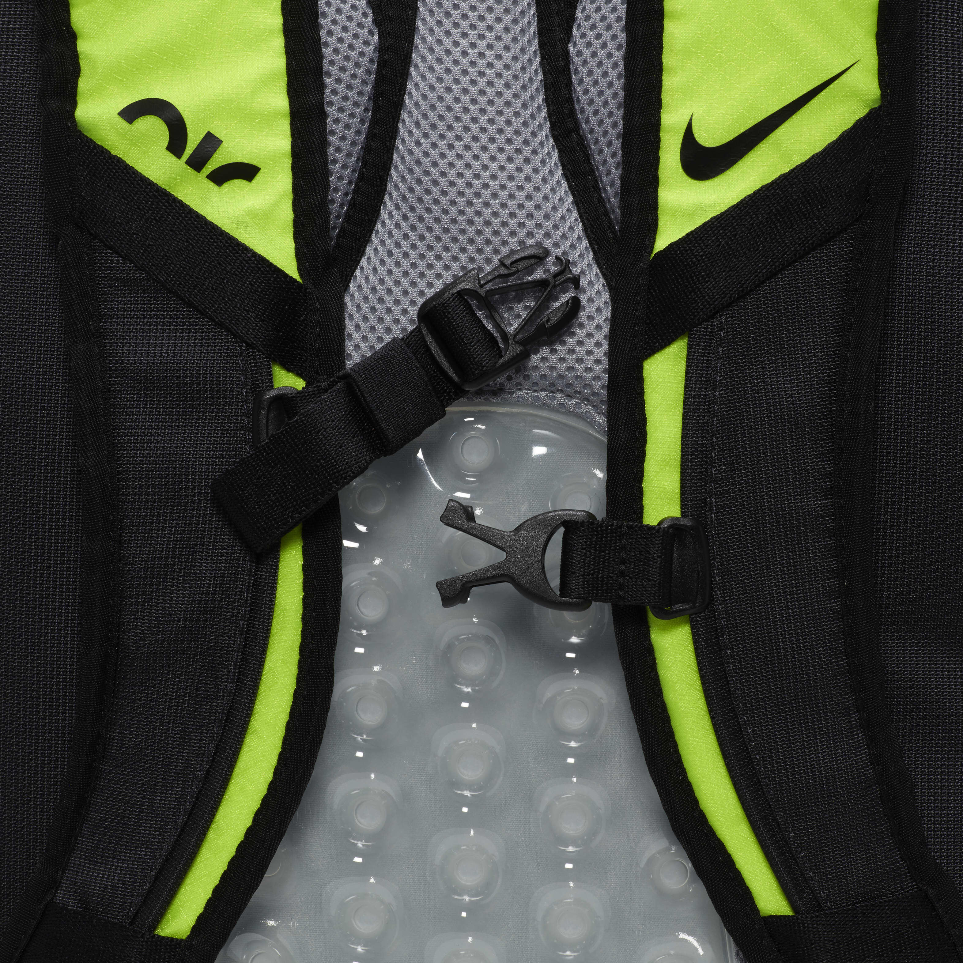 Buy Nike Air Max Backpack (17L) - Anthracite/Wolf Grey/Volt @ Nike UAE
