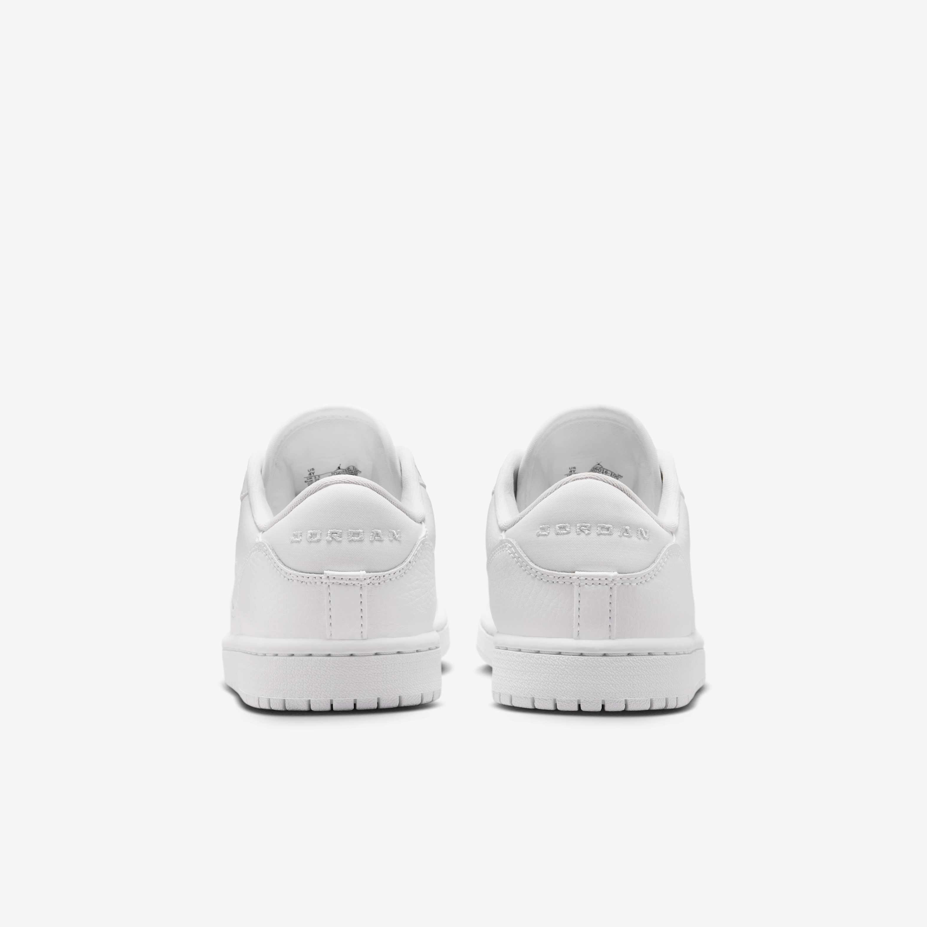 Buy Jordan Court Connect Low Older Kids' Shoes - White/Pure Platinum ...