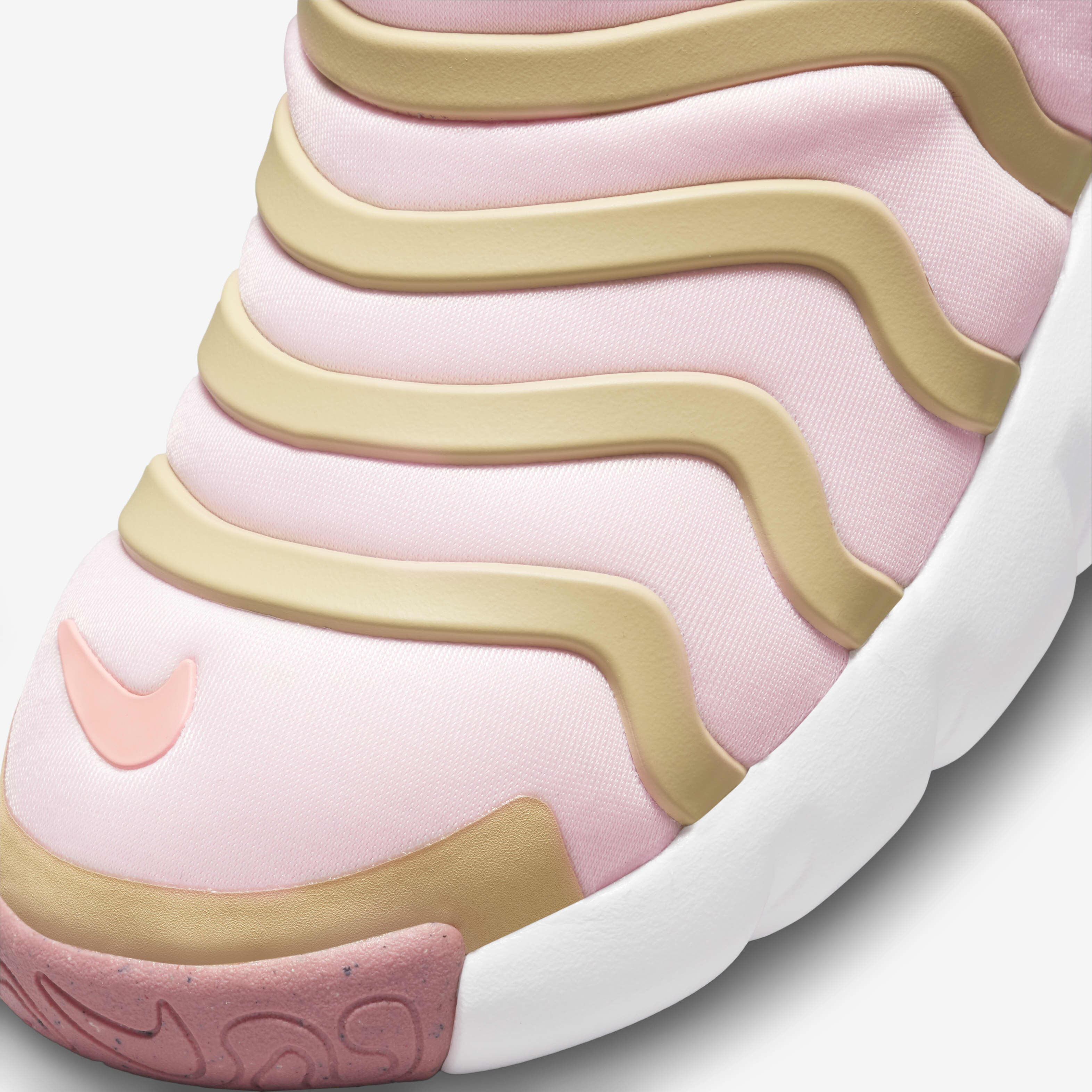 Buy Nike Dynamo Go Younger Kids' Easy On/Off Shoes - Pink Foam/Sesame/Honeydew/Pink Gaze | Nike ...