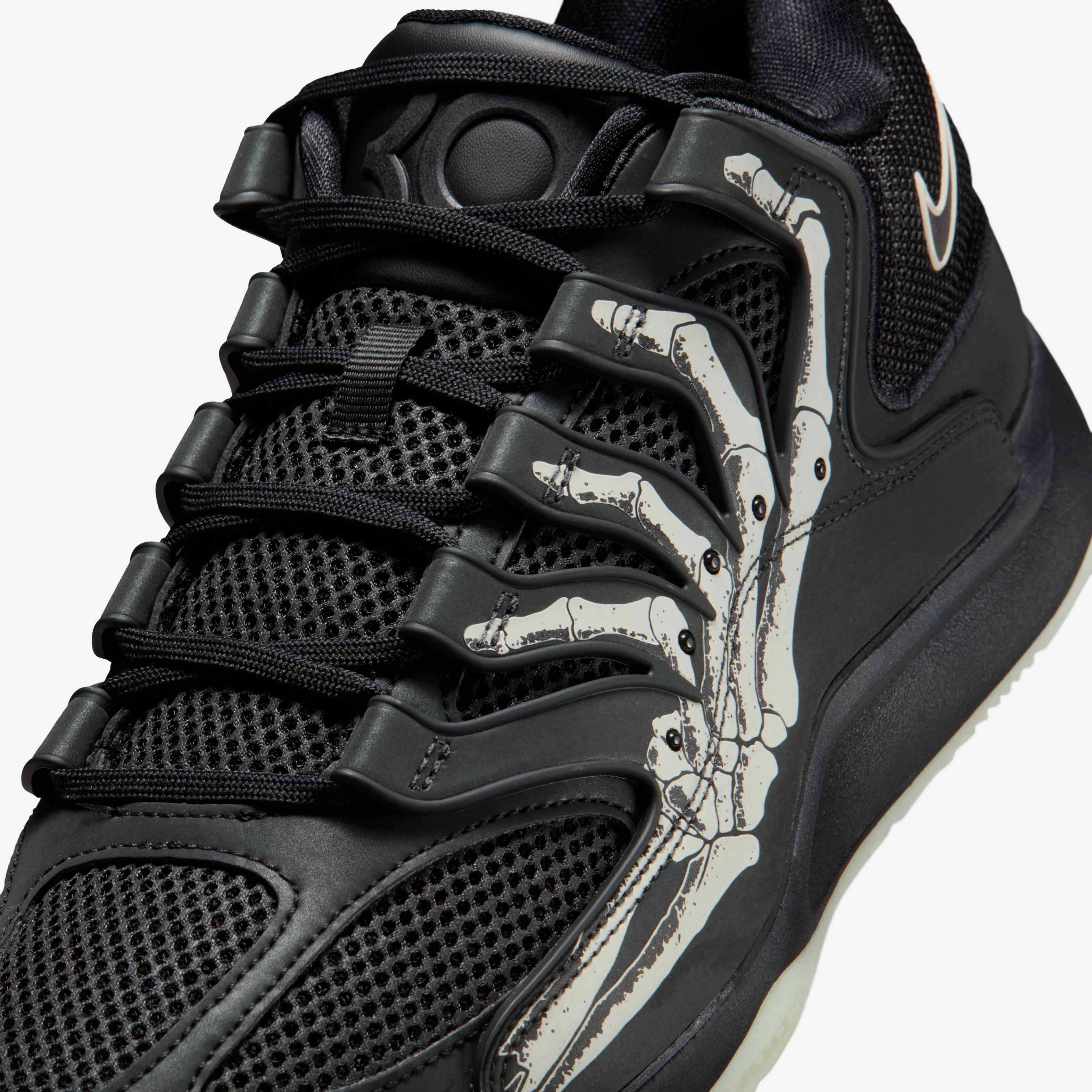 Buy KD18 "Slim Reaper" Basketball Shoes - Black/Black | Nike UAE Official