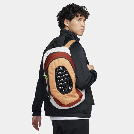 Discover Men's Backpacks: Stylish & Durable Bags | Nike UAE