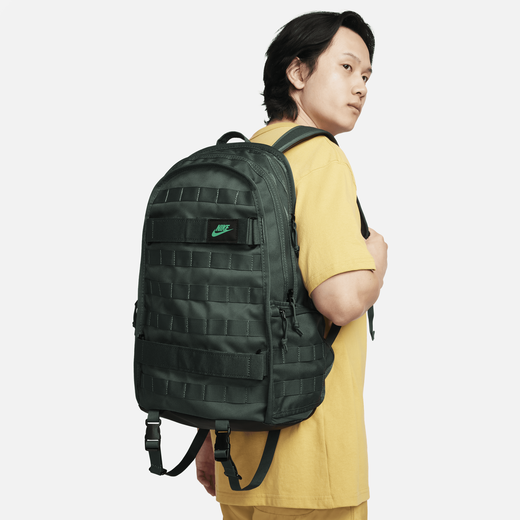 Discover Men's Backpacks: Stylish & Durable Bags | Nike UAE