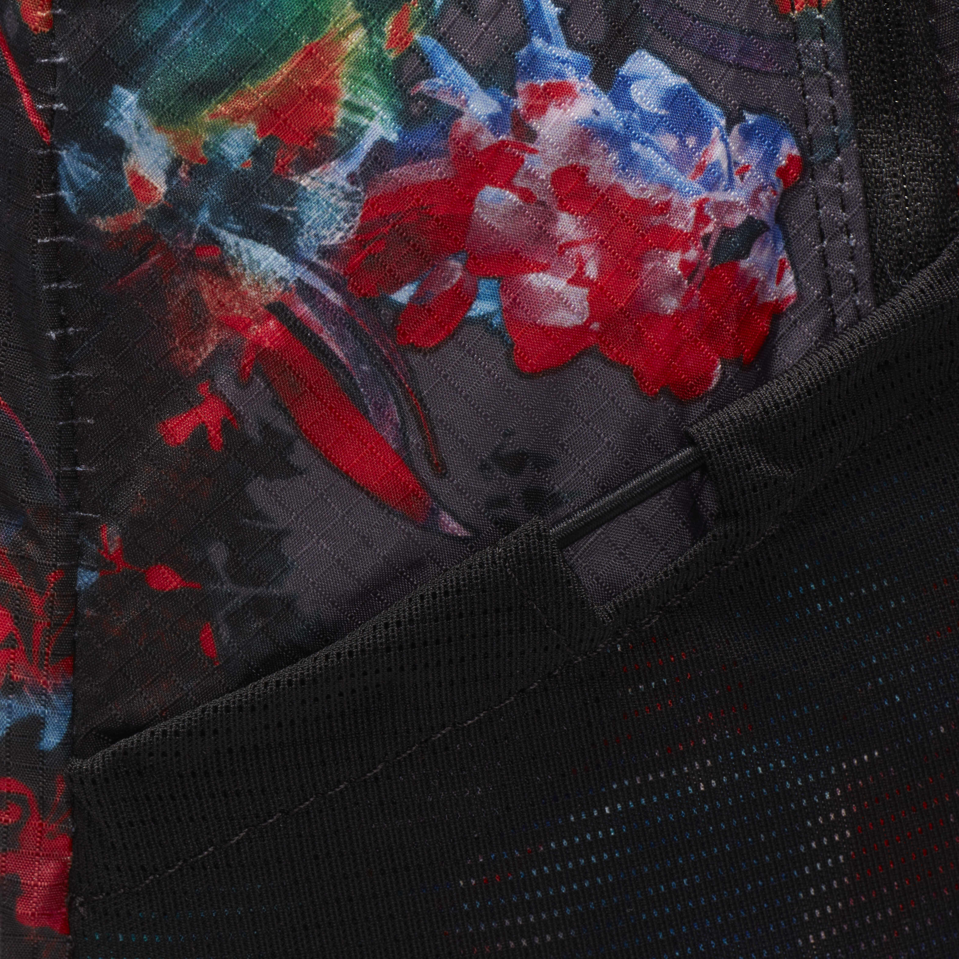 Buy Nike Printed Stash Backpack (17L) - Black/Black/White | Nike UAE ...