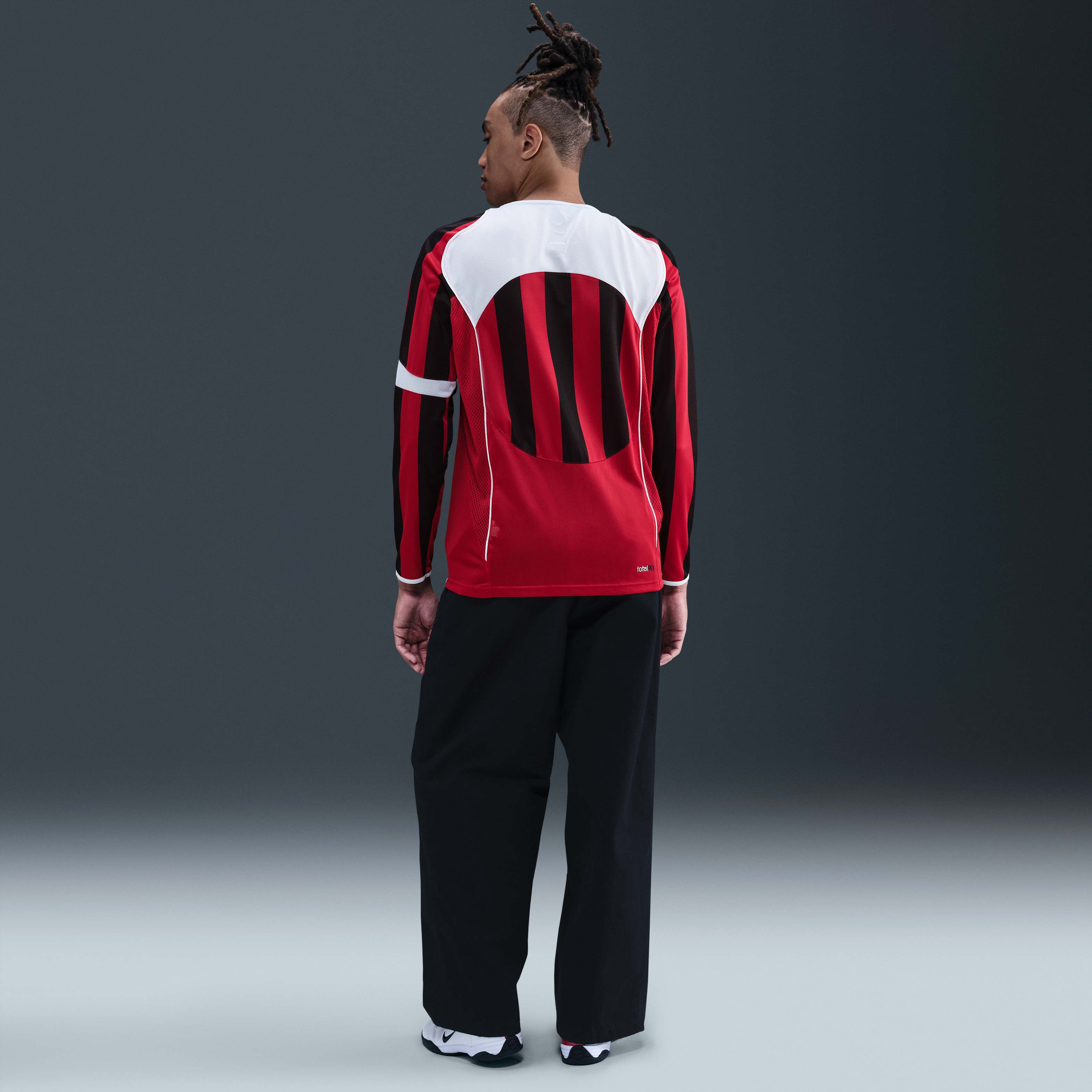 Buy Nike Total 90 Men's Dri-FIT Long-Sleeve Football Top - Gym Red ...