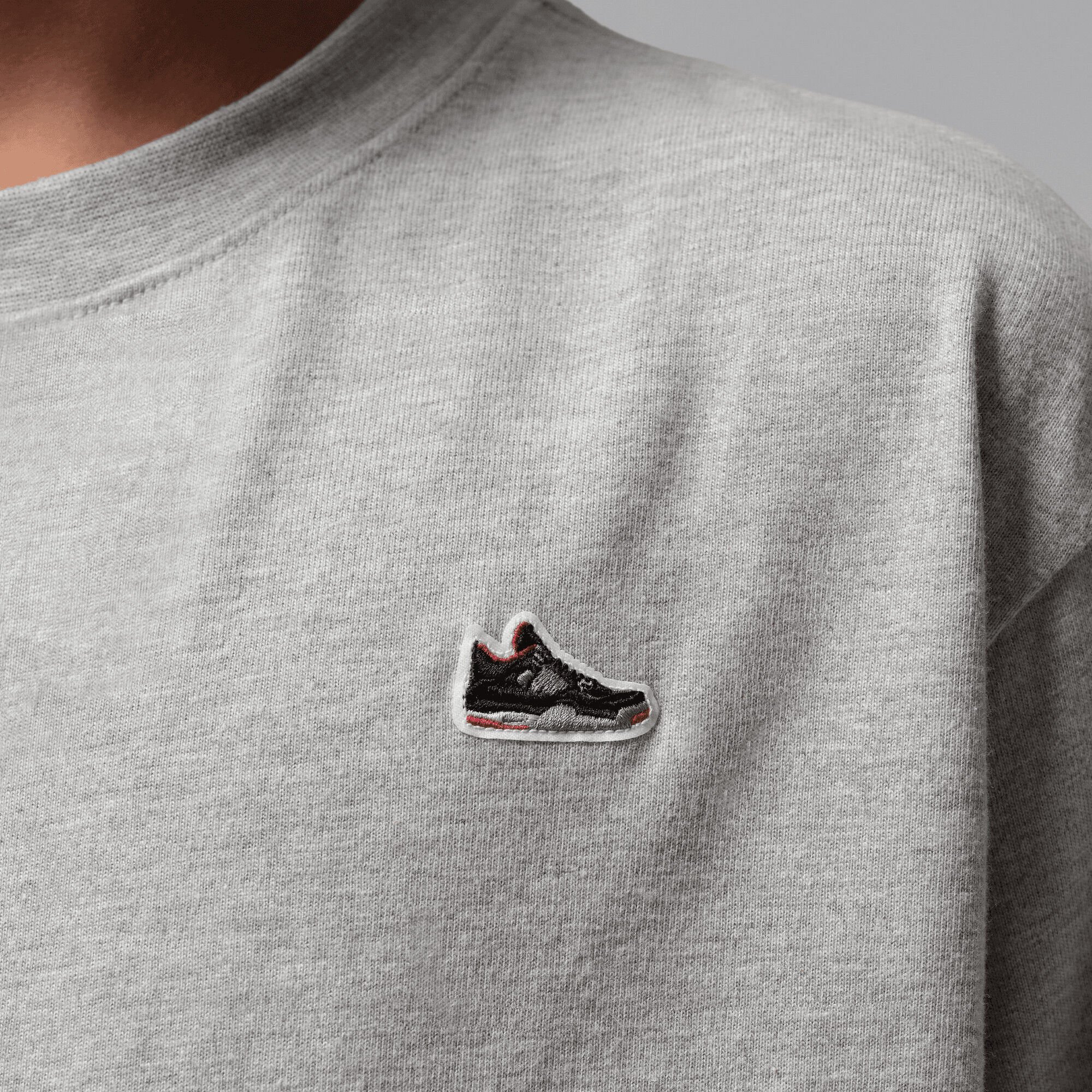 Buy Jordan Big Kids' AJ4 Patch T-Shirt - Grey Heather @ Nike UAE