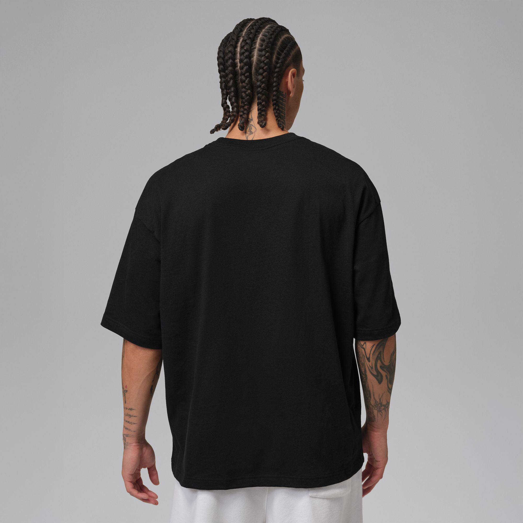 Buy Jordan Men's Oversized Graphic T-Shirt - Black @ Nike UAE