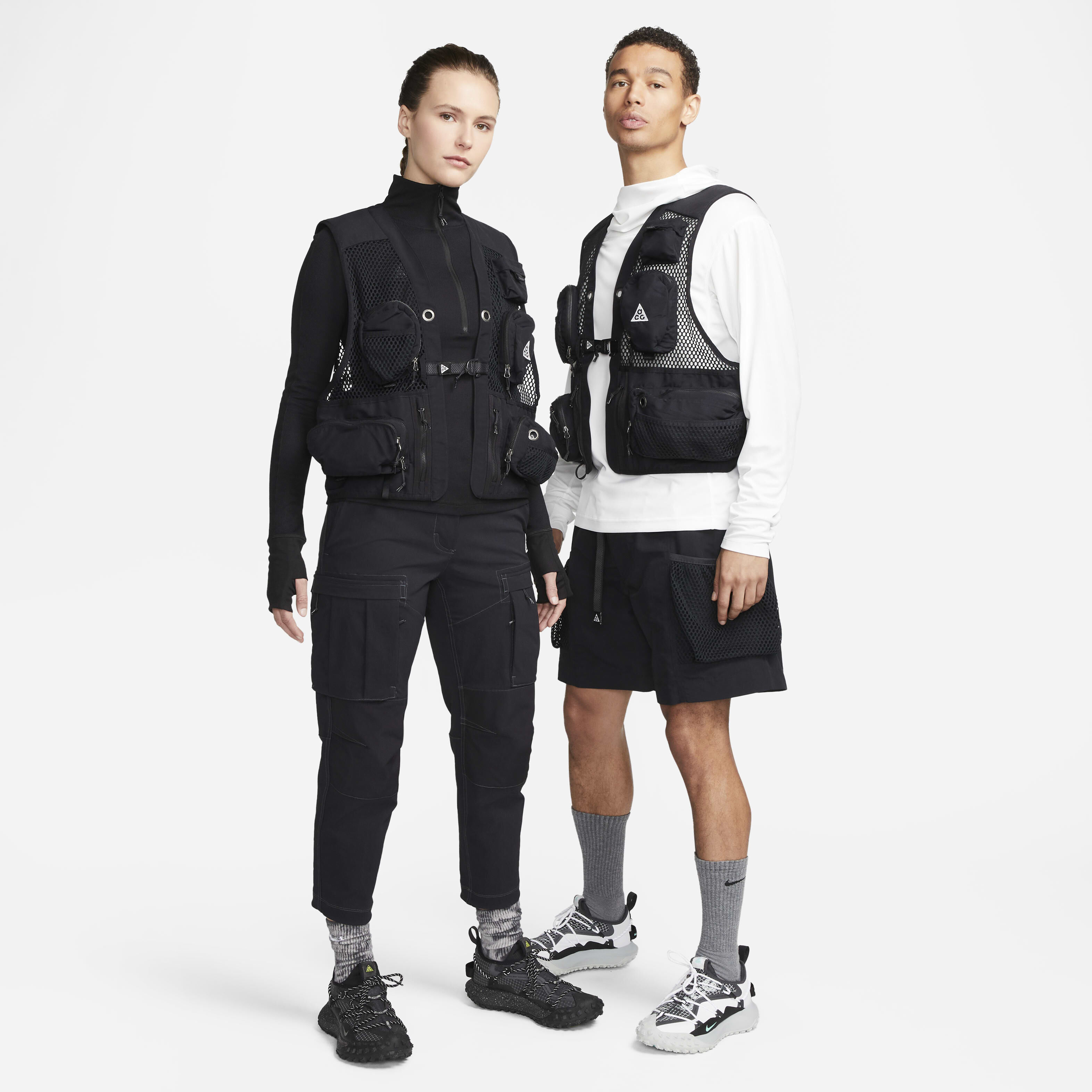 Buy Nike ACG Buttles Gilet - Black/Summit White/Summit White Buy Nike ACG Buttles Gilet - Black/Summit White/Summit White