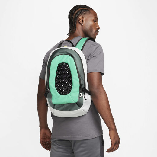 Discover Men's Backpacks: Stylish & Durable Bags | Nike UAE
