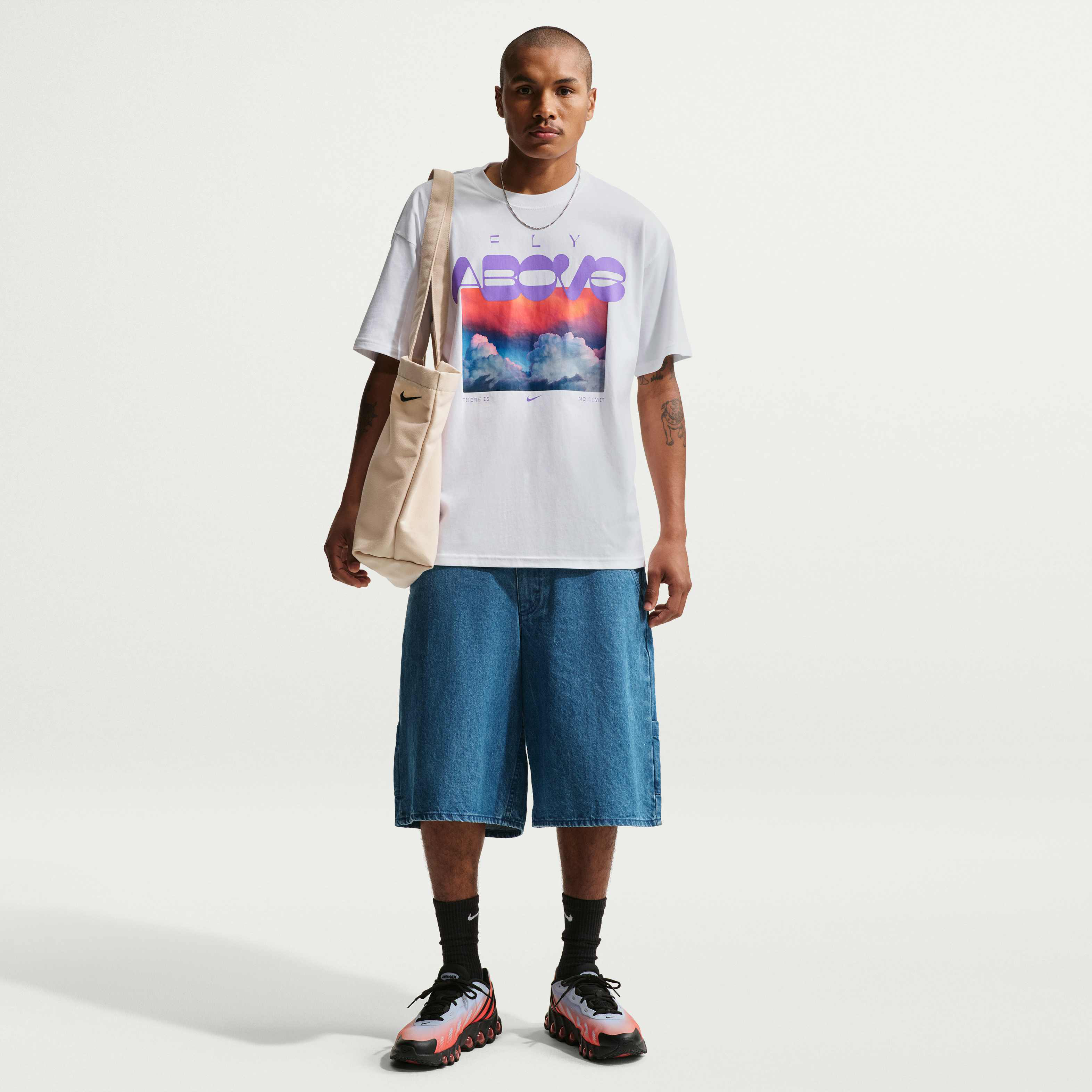Buy Nike Sportswear T-Shirt - White @ Nike UAE