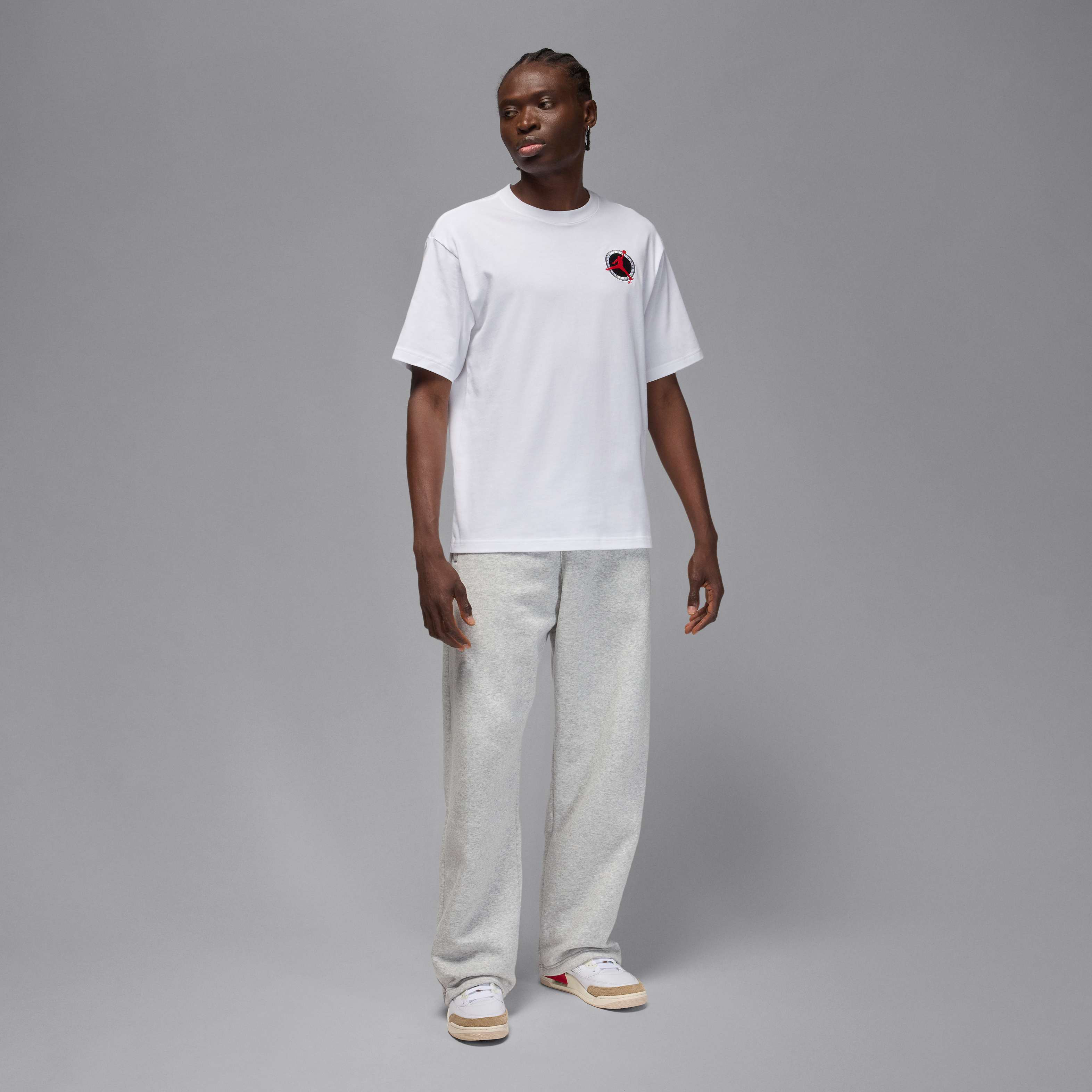 Buy Jordan Flight Club Men's T-Shirt - White @ Nike UAE