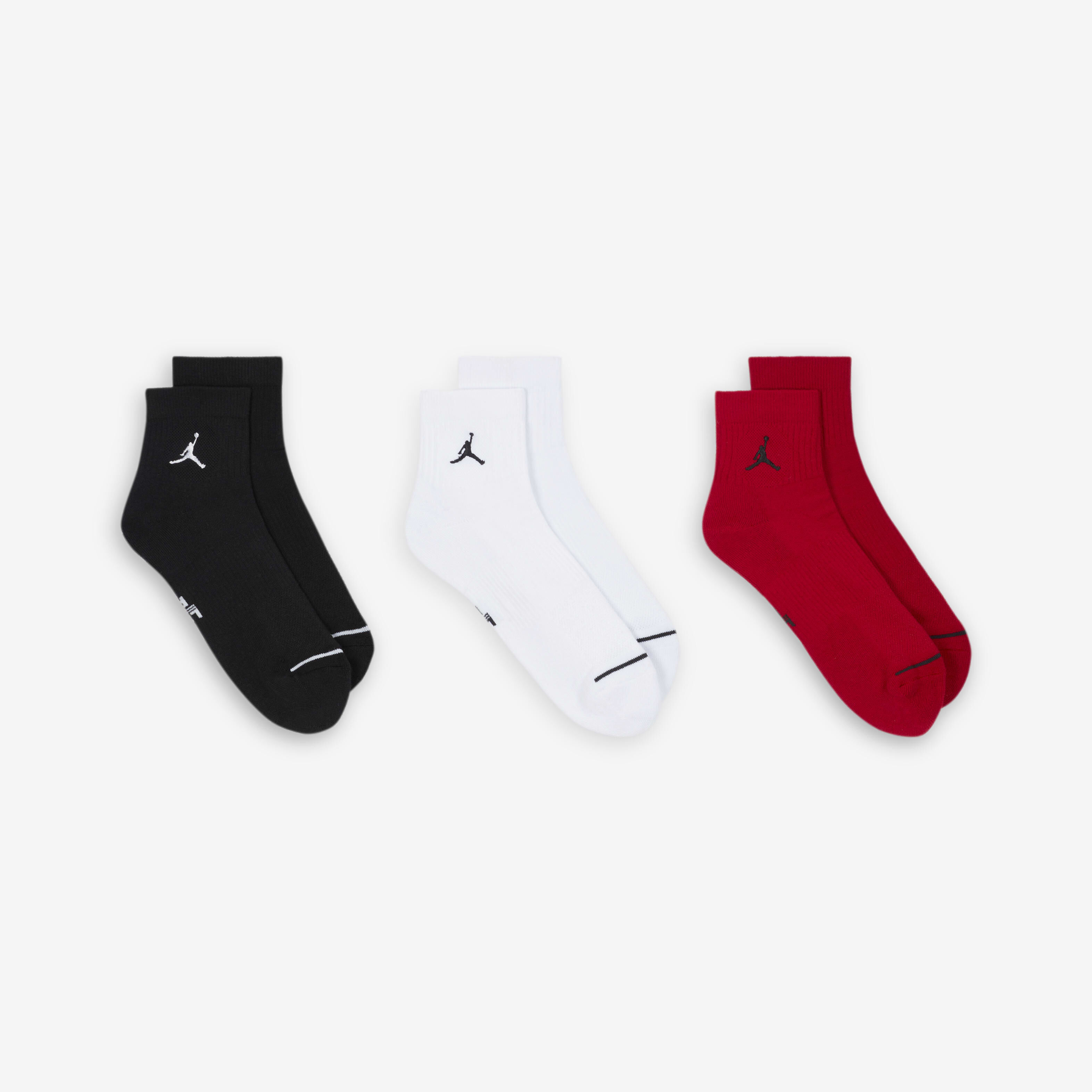 Buy Jordan Everyday Ankle Socks (3 Pairs) - Multi-Colour | Nike UAE ...