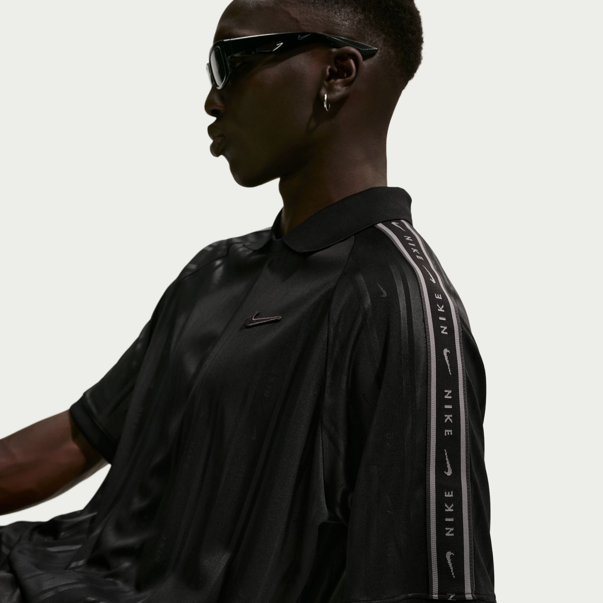 Buy Nike Sportswear City Side Men's Top - Black/Black @ Nike UAE